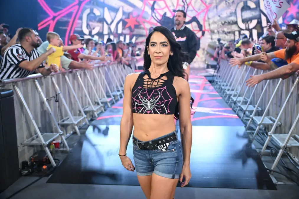 AJ Lee deverá ficar de fora do WWE Crown Jewel e adiar importante combate