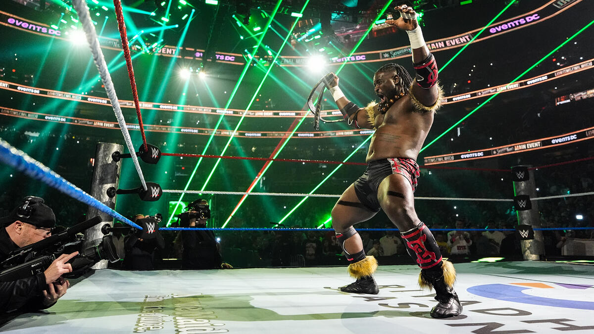 WWE acelera o processo de promoção de três grandes estrelas do NXT para ...